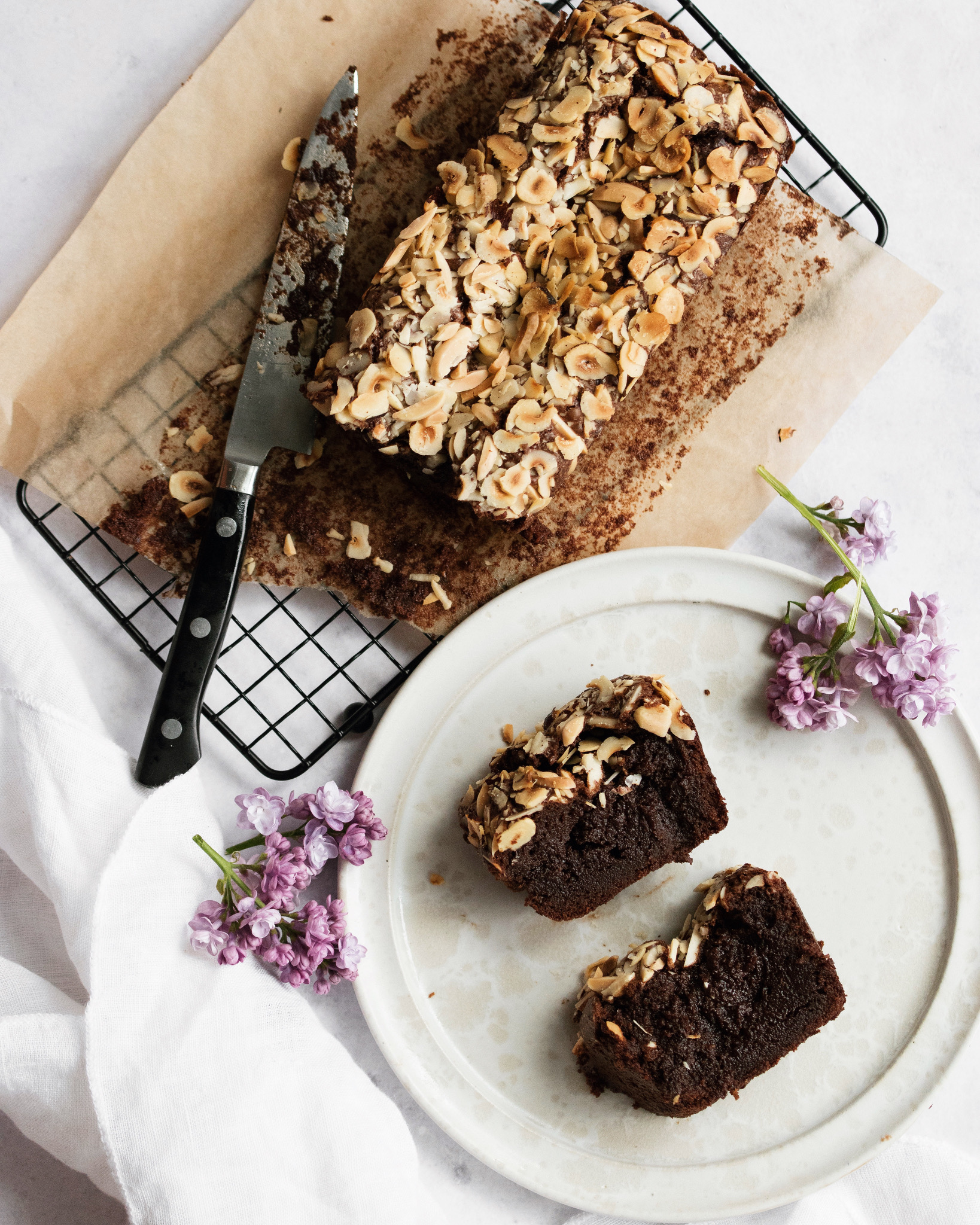 Chokoladekage med hasselnødder